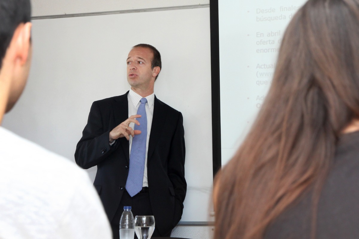 Javier Serrano explica cómo gestionar la comunicación corporativa en ...