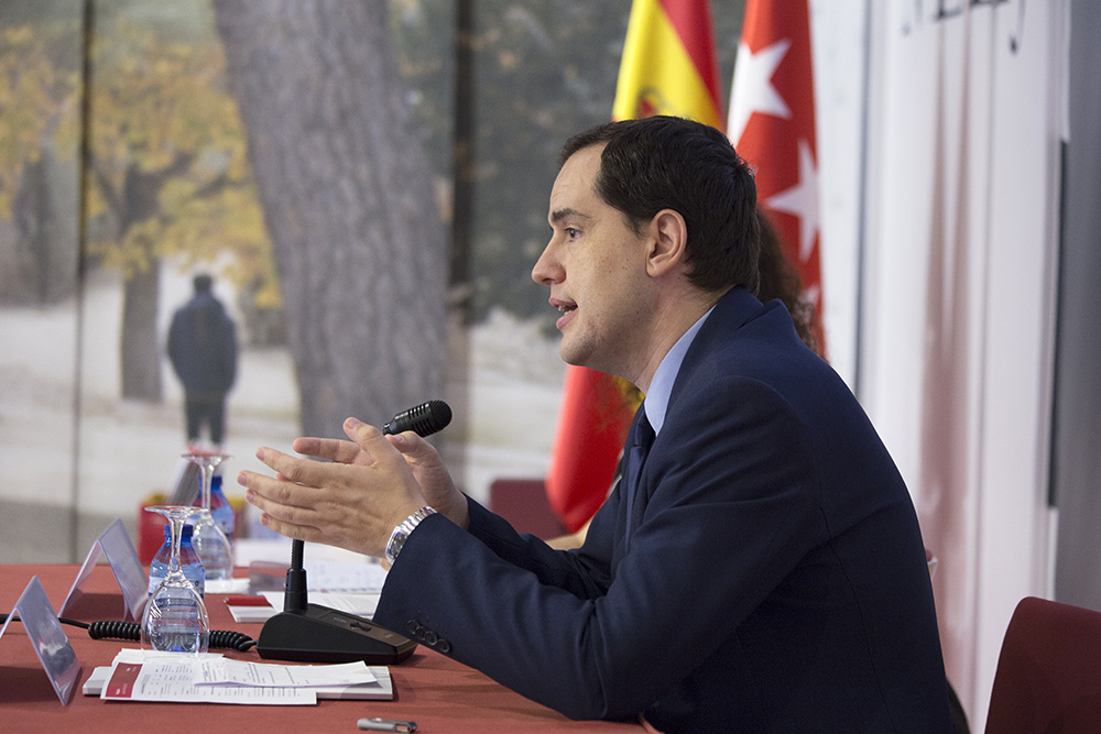 Los retos de la implantación del bilingüismo con David Cervera ...