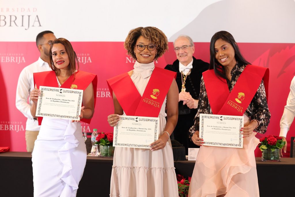 La Universidad Nebrija celebra la primera ceremonia de graduación en ...