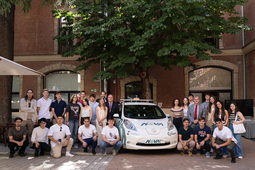 La Universidad Nebrija trabaja en el diseño de un coche autónomo que ...