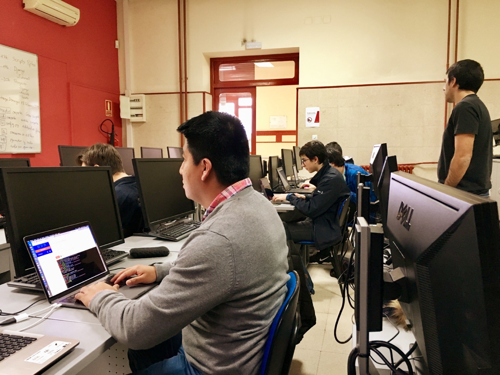 Python Bootcamp: una nueva actividad de los alumnos del Club de ...